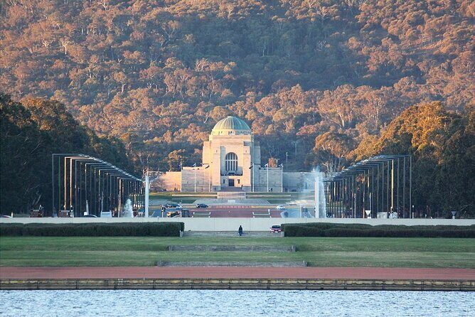 Canberra Private Sightseeing Tours from Sydney - The Experience of a Private Guide