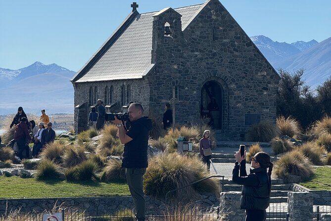 Christchurch to Queenstown One Way Tour Via Lake Tekapo & Mt Cook - Fairlie: A Small Town Gateway
