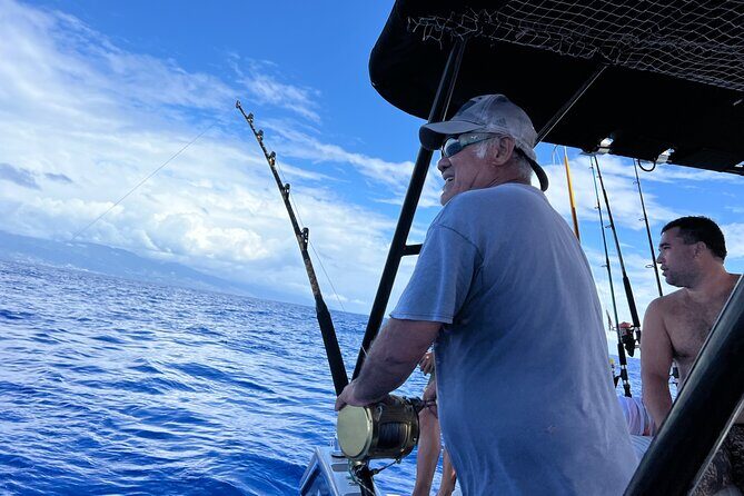Day DE Fishing VIP in Moorea  Private Boat & Lunch - An In-Depth Look at the Moorea Fishing Tour