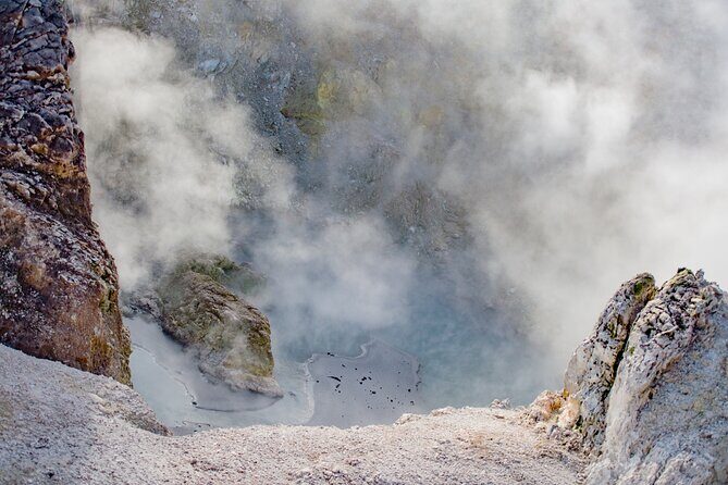 Devil's Bath Experience - Private Tour to Wai-O-Tapu & Lake Taupo - What We Love About This Tour