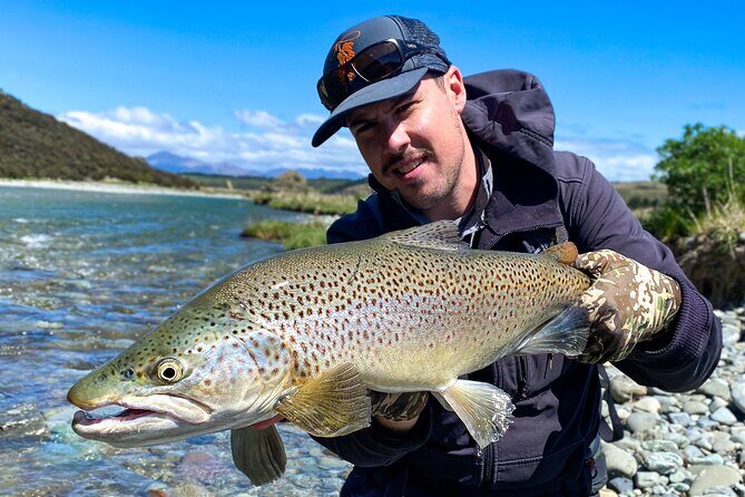 Expert Fly Fishing Adventures with Matt Butler from Te Anau - Who Will Love This Tour?