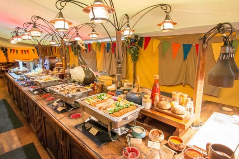 From Auckland: Hobbiton and Waitomo Day Tour with Lunch - Transportation, Group Size, and Value