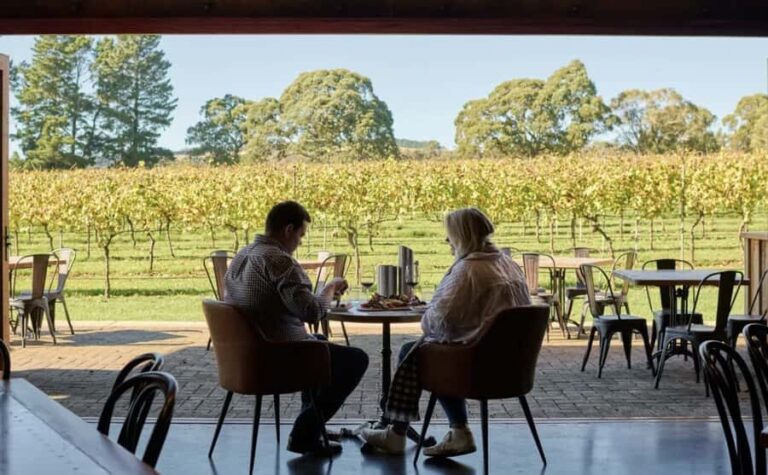 From Sydney: Cool Climate Wineries, Historic Towns, Wildlife - Practical Details and Value