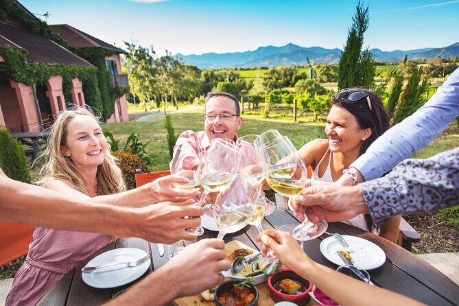 Gourmet Gold Wine Tour: Indulge in Cloudy Bay's finest wines - What to Expect During Your Day