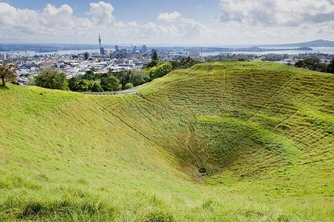 HalfDay Private Volcano Tour in Auckland Explore the City of Fire - The Itinerary: What You Can Expect