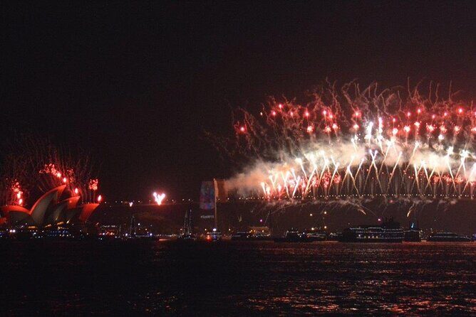 Luxury Sydney Harbor New Years Eve Fireworks Dinner Cruise 2026-7 - Who Is This Tour Best For?