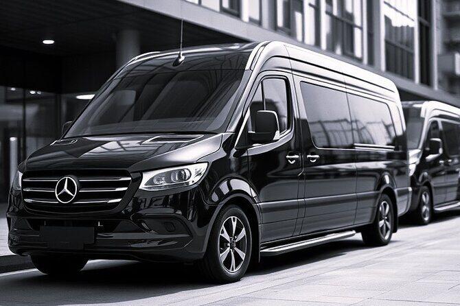 Melbourne CBD to MEL Airport Private Transfer 4 or more - What to Expect on Your Journey