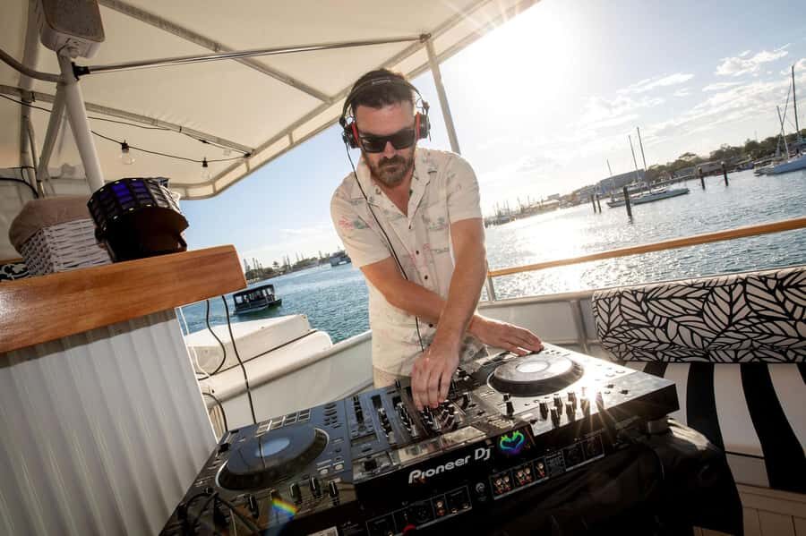 Mooloolaba: Sunday Sessions with DJ and Drinks - FAQ