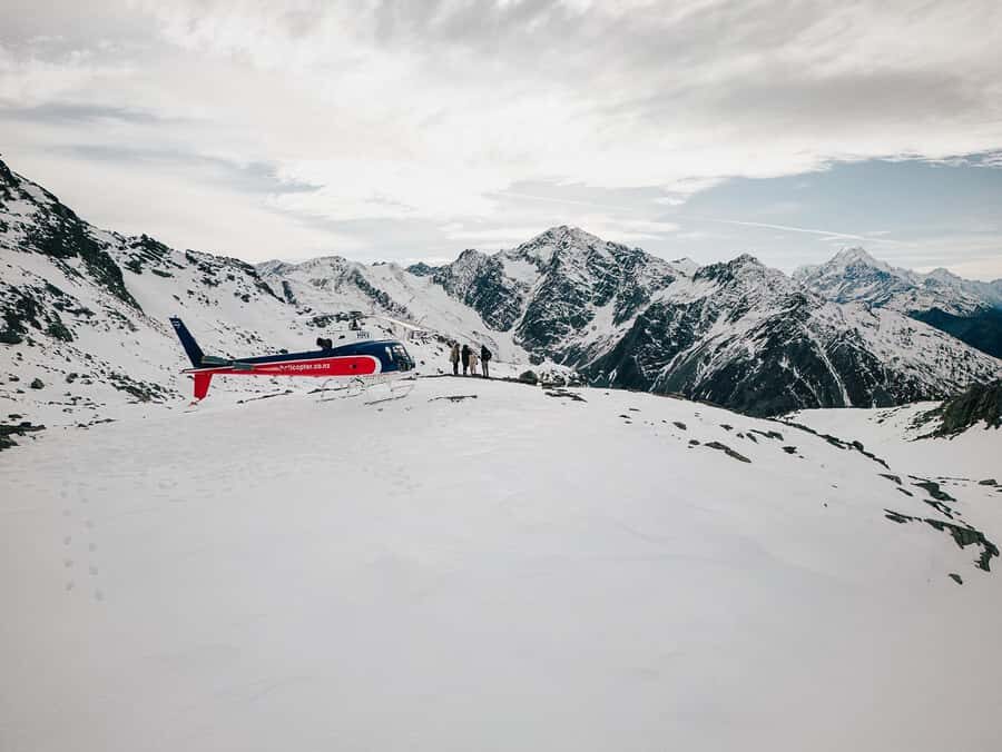 Mount Cook: Alpine Explorer 35 Minute Flight - Who Should Consider This Tour?