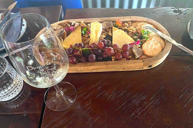 Noosa Hinterland Drinks Private Tour with Gin, Beer, Mead & Wine Tastings - What’s Included and What’s Not