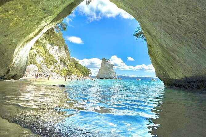 [PRIVATE] Cathedral Cove and Hot Water Beach - A Deep Dive into the Tour Experience