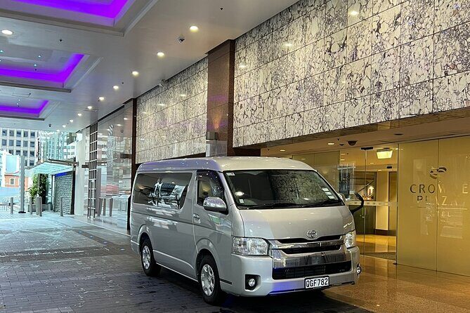 Private Mini Van Transfer From Auckland City To Auckland Airport - Authentic Experiences and User Feedback