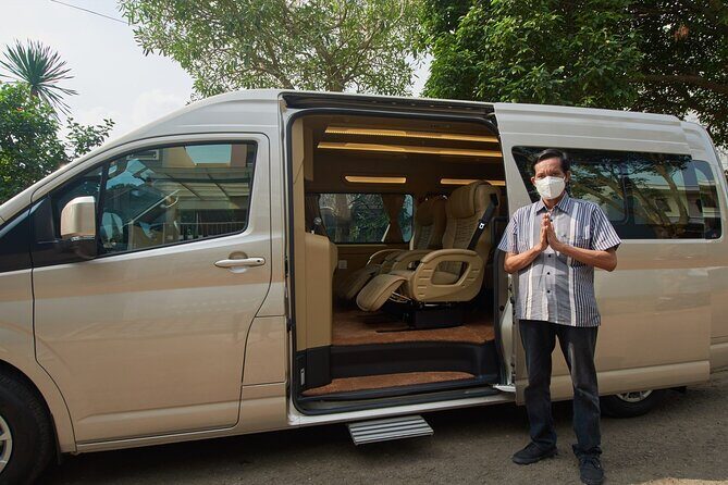 Private Shopping Tour from Brisbane City to Harbour Town Outlets - Starting Point: Brisbane