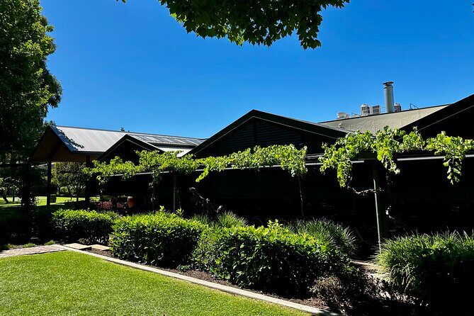 Private Swan Valley Luxury Tour Pick up metro area - What’s Included & What’s Not