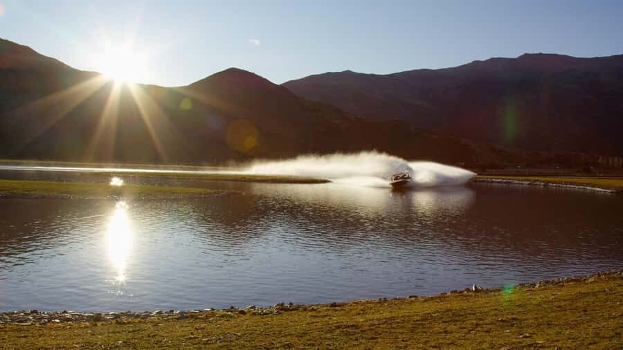 Queenstown: Jet Sprint Boating Experience at Oxbow Adventure - Who Will Love This Experience?