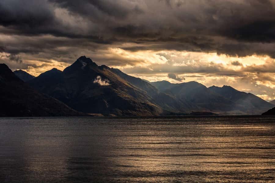 Queenstown: Private Evening Tour with Skyline Views - A Closer Look at the Queenstown Private Evening Tour