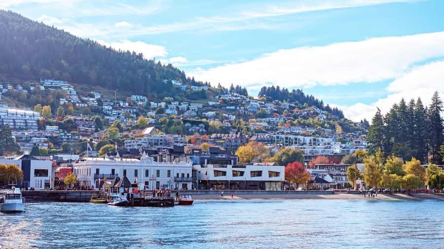 Queenstown Private Walking Tour: Culture, Nature & History - Exploring Queenstown in a Personal Pace