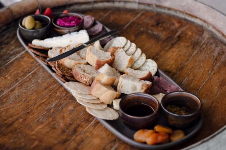 Roma: Outback Distillery Tour, Tasting Paddle & Grazing Box - Exploring the Western Queensland Spirit Distillery