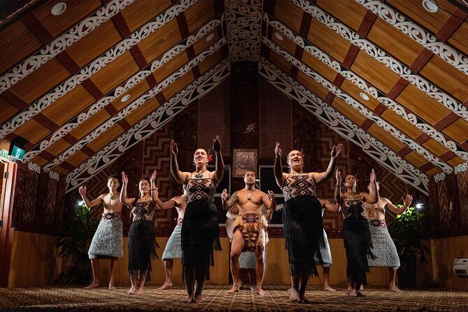 Rotorua: Te R Guided Experience + Haka - What You Can Expect From the Experience