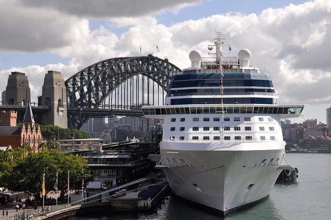 Shuttle Transfer from Sydney Airport to Cruise Ship Terminal at Circular Quay - What to Expect on Your Transfer