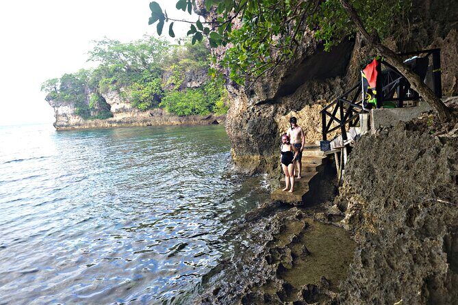 Snorkeling and Relaxing at Pele Island Full Day Tour - What’s Included and What’s Not