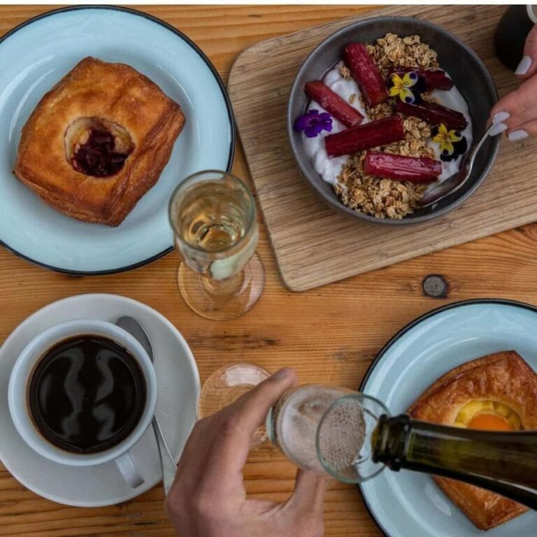 Sparkling Brunch for 2 Adults - Why It’s Worth Considering