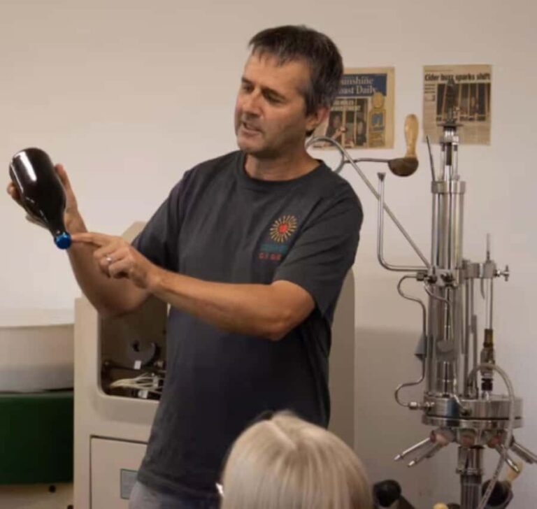 Sunshine Coast: Explore the Art of Cider & Champagne Making - The Experience Provider & Guide Expertise