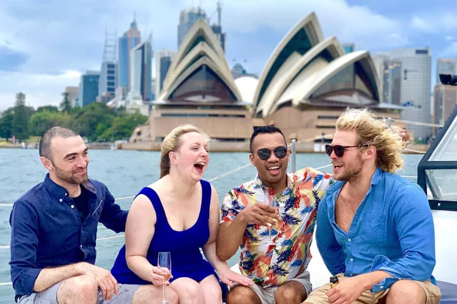 Sydney: Harbour Highlights & Aussie Bites Catamaran Cruise - A Closer Look at the Experience