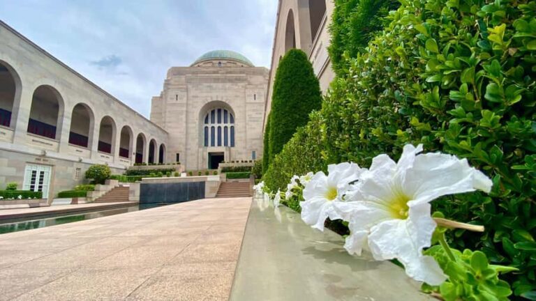 Sydney: Private Canberra & Southern Highlands Luxe Tour - Transportation, Timing, and Group Size