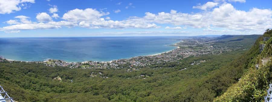 Sydney: Wollongong, Macquarie Pass, and Waterfalls Tour - Practical Aspects and What to Expect