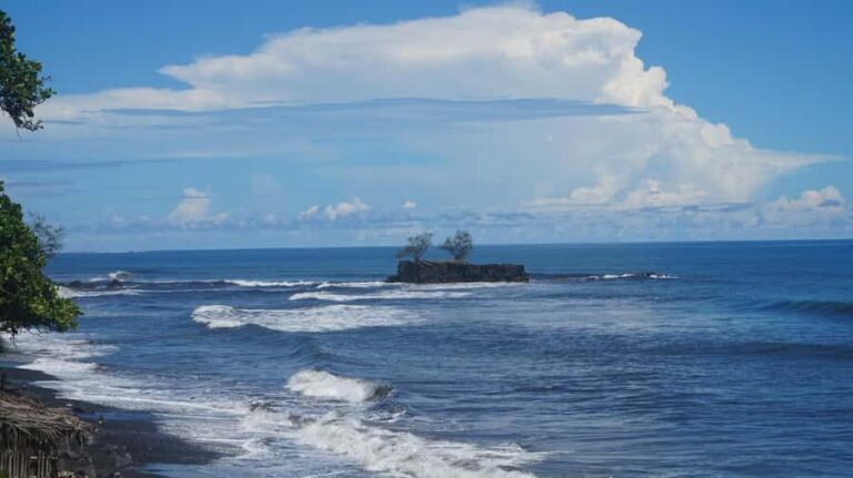 Tahiti: Northeast Coast Waterfalls&Viewpoints Half Day Tour - Introduction: The Appeal of Tahiti’s Coastline