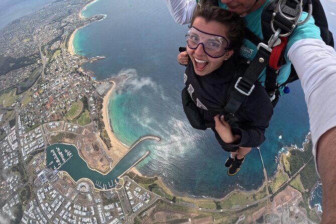 Tandem Skydive Shellharbour Beach 15,000ft - The Value of the Shellharbour Skydive