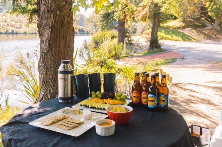 Tauranga: Evening Glowworm Kayak Tour - Key Points