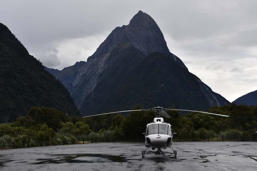 Te Anau: Milford Sound Scenic Flight with Lakeside Landing - How This Tour Compares in Value