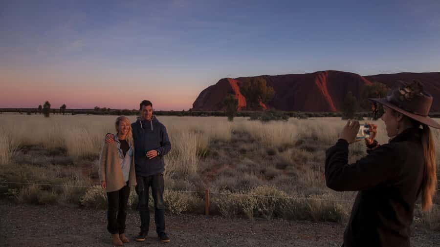 Uluru Highlights Small Group Morning Tour + Picnic Breakfast - Sunrise at Uluru: A Moment of Awe