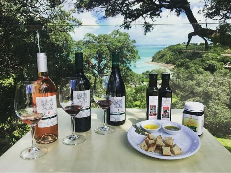 Waiheke Island Gourmet Food and Wine Tour with Lunch - What Sets This Tour Apart