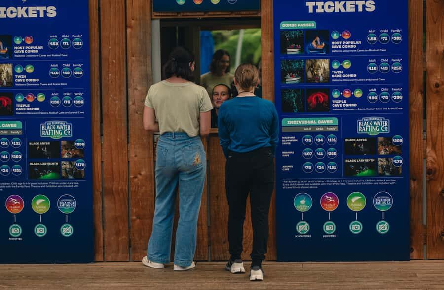 WAITOMO GLOWWORM & RUAKURI CAVES-PRIVATE TOUR FROM AUCKLAND - The Experience: What You Can Expect