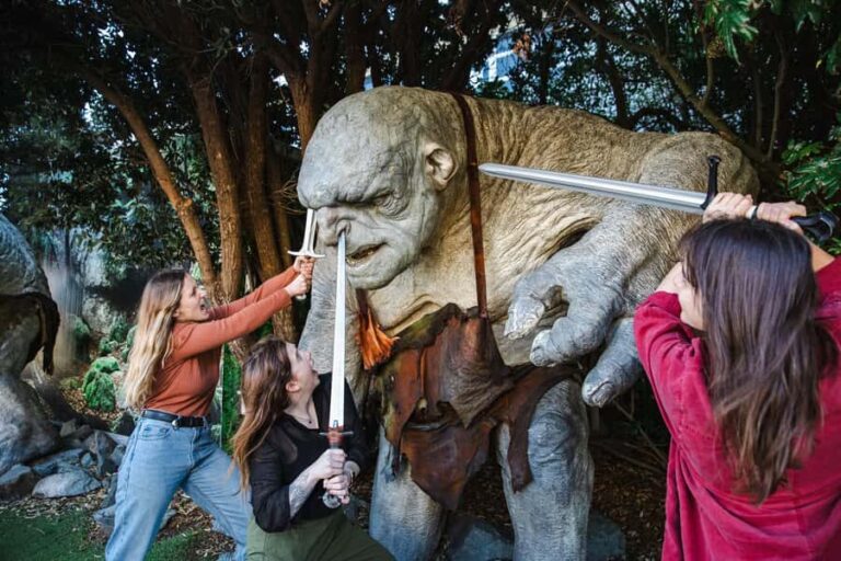 Wellington: Lord of the Rings Half-Day Guided Tour inc Weta - Itinerary Breakdown