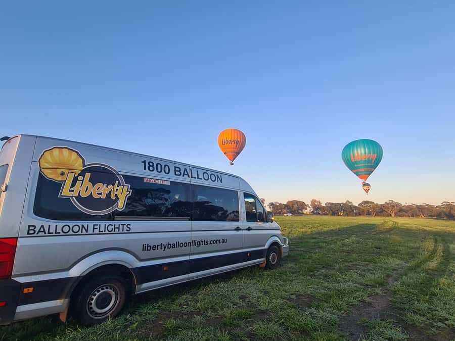 Yarra Valley: Hot Air Balloon Flight with Pickup & Breakfast - Practical Details and Tips