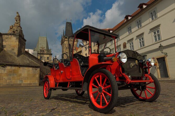 1 hour Old timer Convertible Prague Sightseeing Tour - The Experience: What Makes It Special