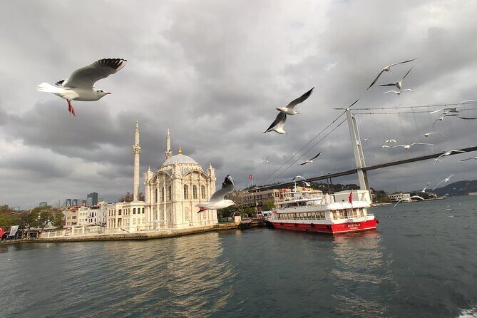 2-Hour Bosphorus Cruise in Istanbul with Guide - Authentic Experiences and Special Touches