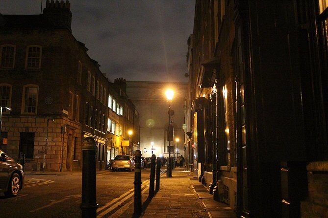 2-Hour Jack the Ripper Small Group Walking Tour in London - What You’ll See and Hear