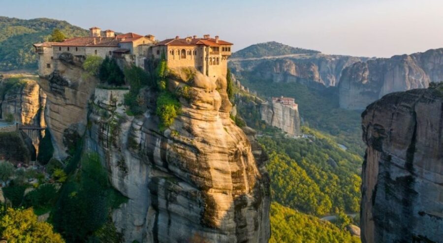 2Day Delphi&Meteora with Official guide,tickets,hotel pickup - What the Tour Includes and How It Runs