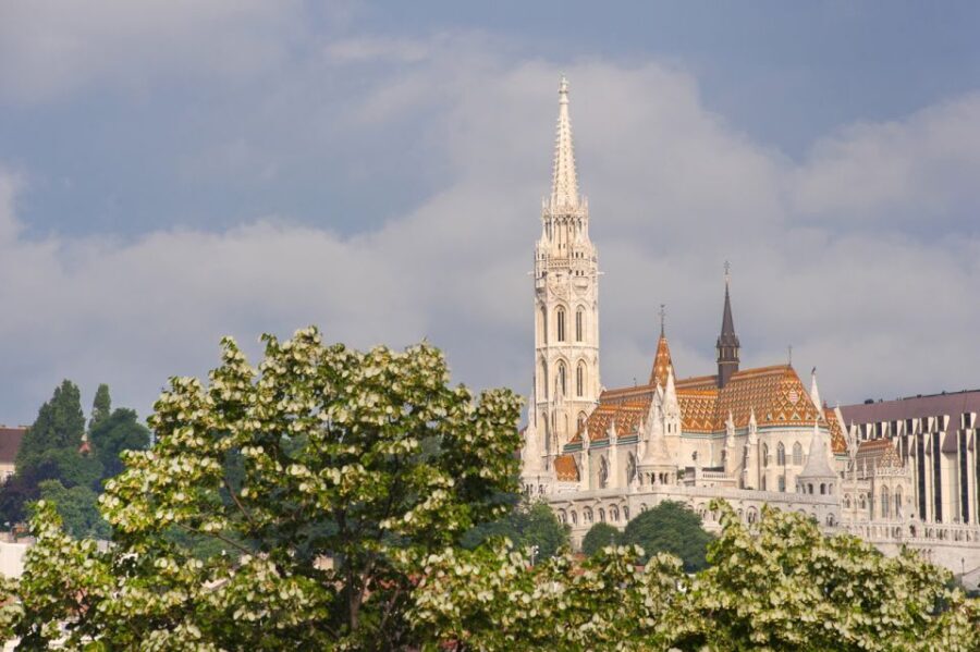 3-Hour Orientation Walking Tour of Buda and Pest - The Authenticity and Personal Connection