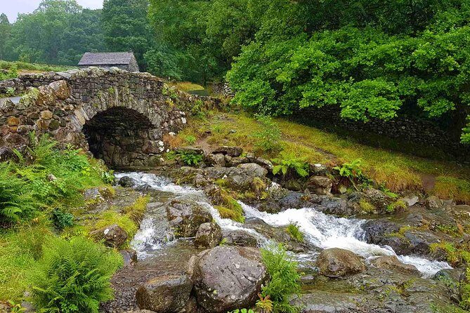 8 Lakes and Magnificent Scenery - Afternoon Half Day Tour - Transportation and Group Dynamics