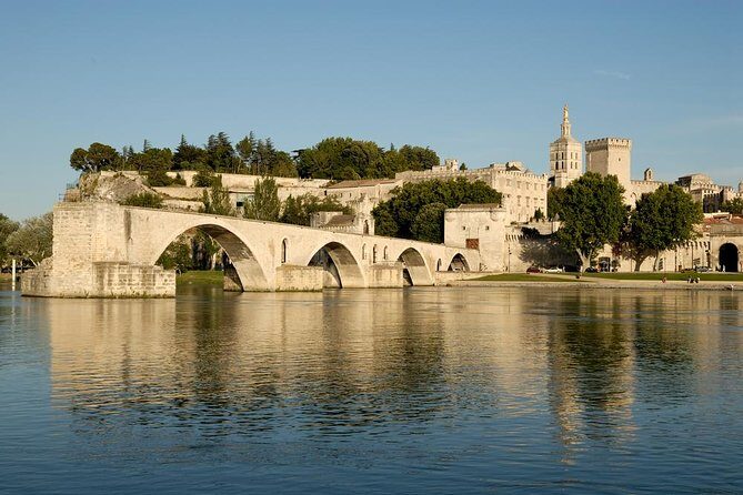 A Day in Provence Small Group Tour from Marseille - Transportation and Group Size