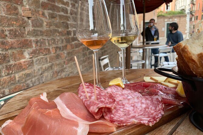 A Venetian Evening: Wine Tasting and Cicchetti with a Local Guide - Frequently Asked Questions