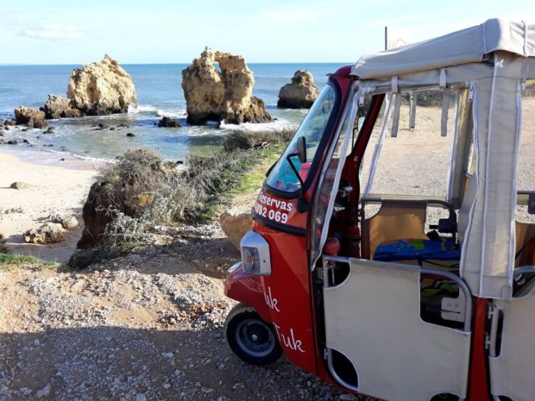 Albufeira: Tuk-tuk Sightseeing Tour - The Guides—Why They Make the Difference
