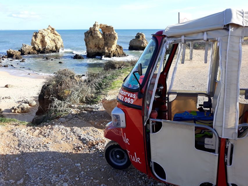 Albufeira: Tuk-tuk Sightseeing Tour - The Guides—Why They Make the Difference