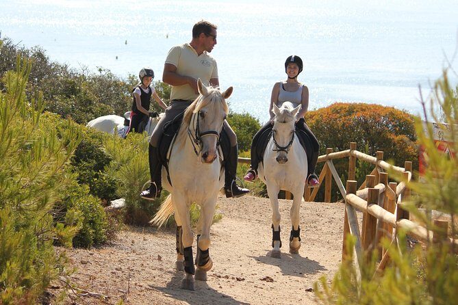 Algarve - Exclusive horseriding in Portimao (no experience required) - Scenic Highlights and Photo Opportunities